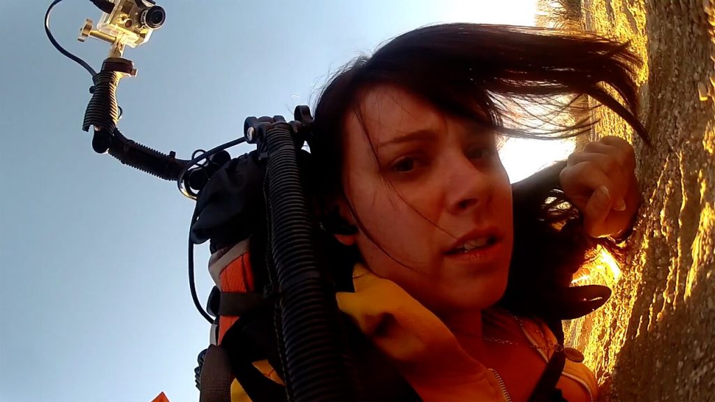 Sarah Hester and Peter Gesswein Have a Desert Encounter in Aliens: Zone ...