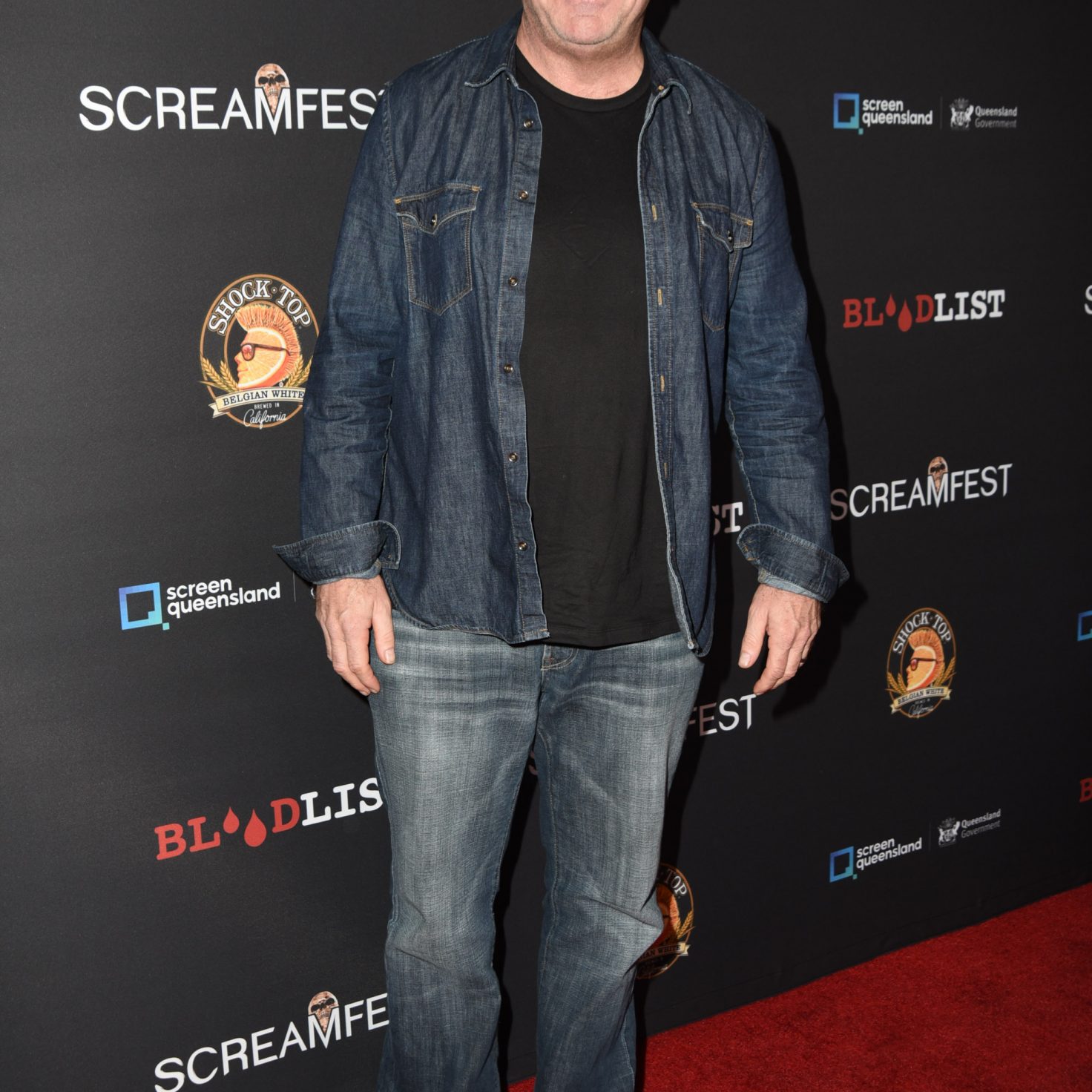 Check Out Red Carpet Photos of the Cast of Dead Ant During The ...