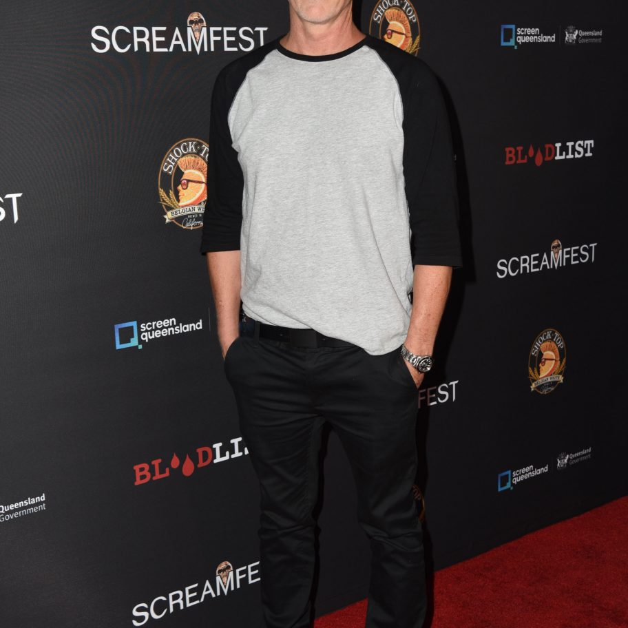 Check Out Red Carpet Photos of the Cast of Dead Ant During The ...