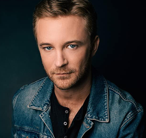 Michael Welch, Stelio Savante and Richard Riehle are Spending 30 ...