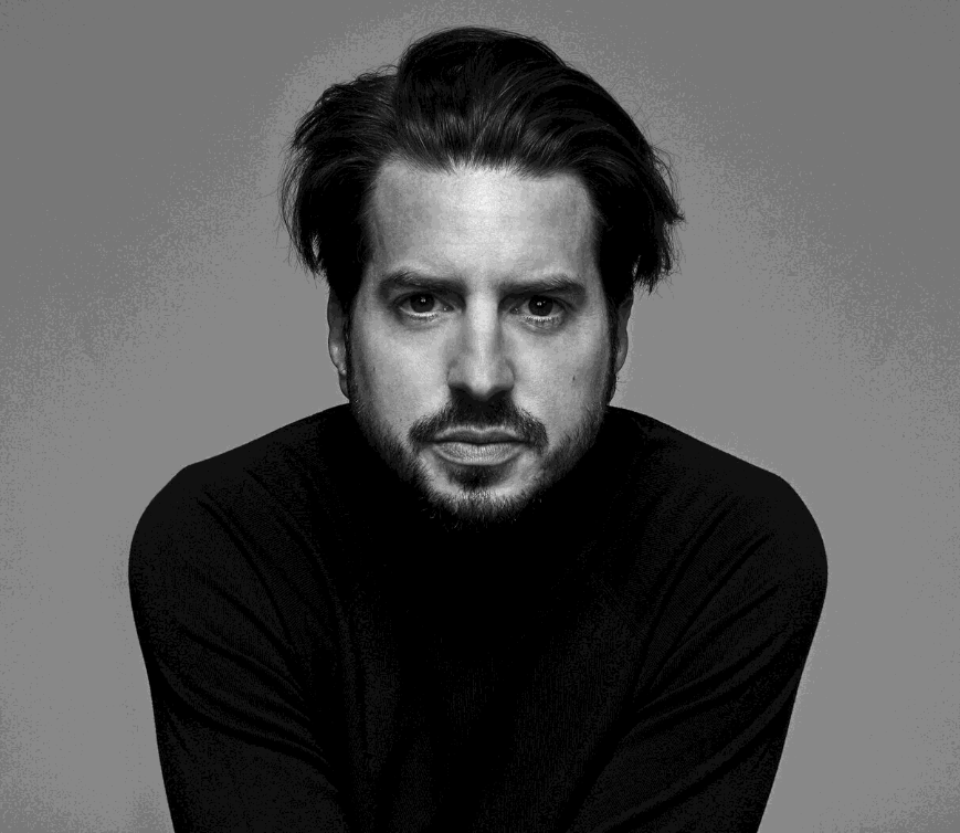 Neill Maclean's Invite Me Over Single Review