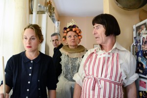 The Louise Log Webisode Review: Season Three, Episode One